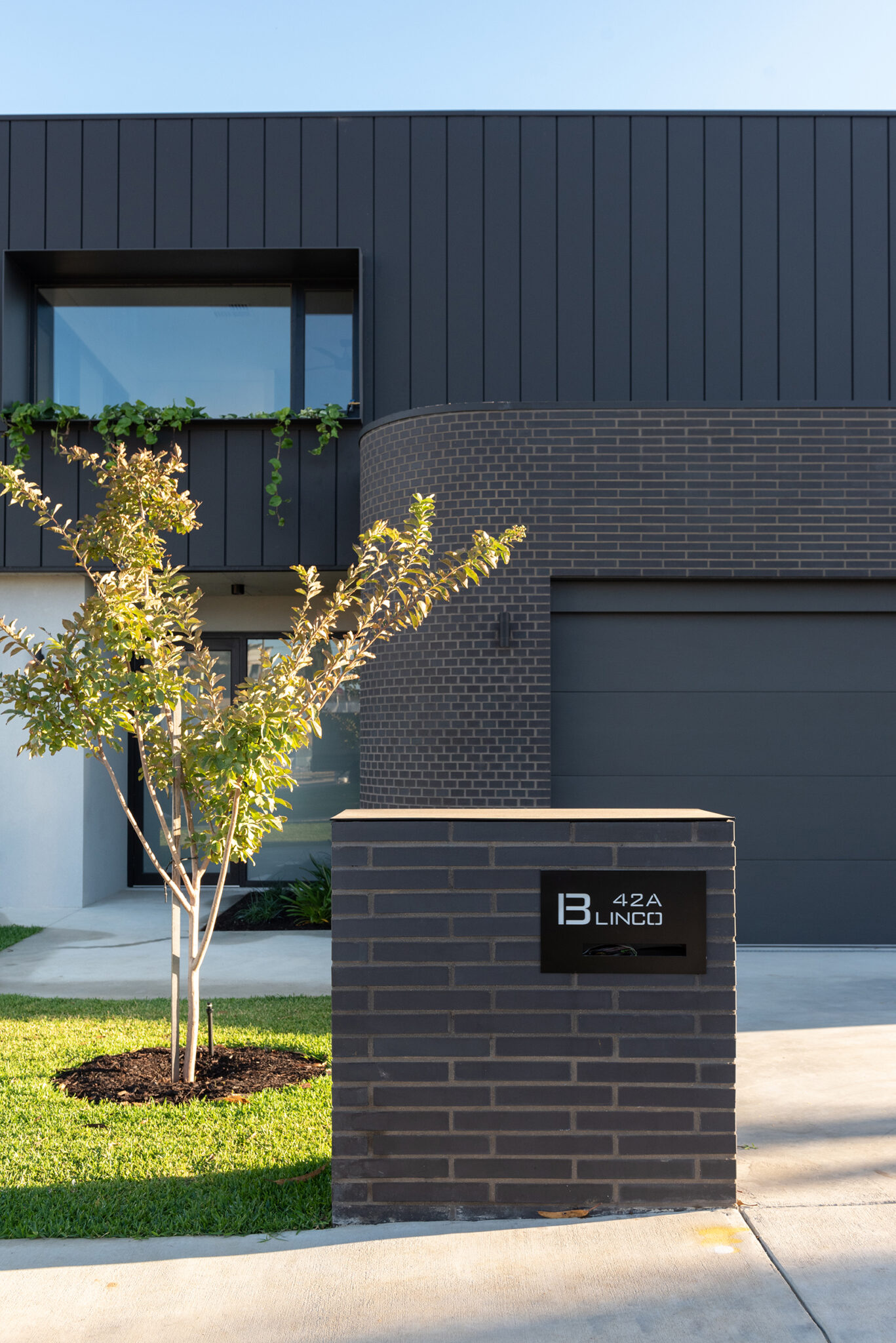 Contempo Madrid Gris - Midland Brick